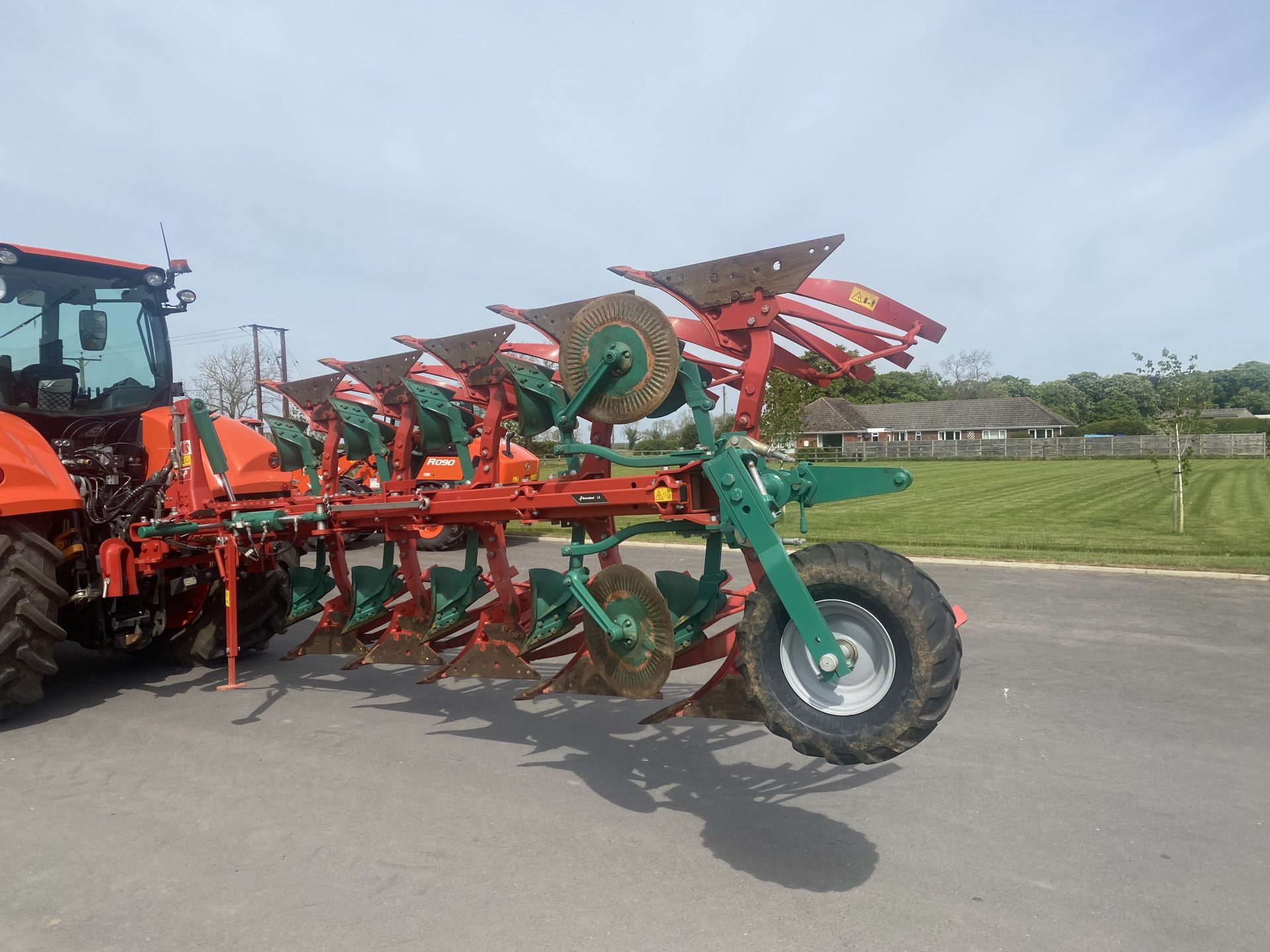 KVERNELAND PLOUGHS FOR HIRE | Irelands Group