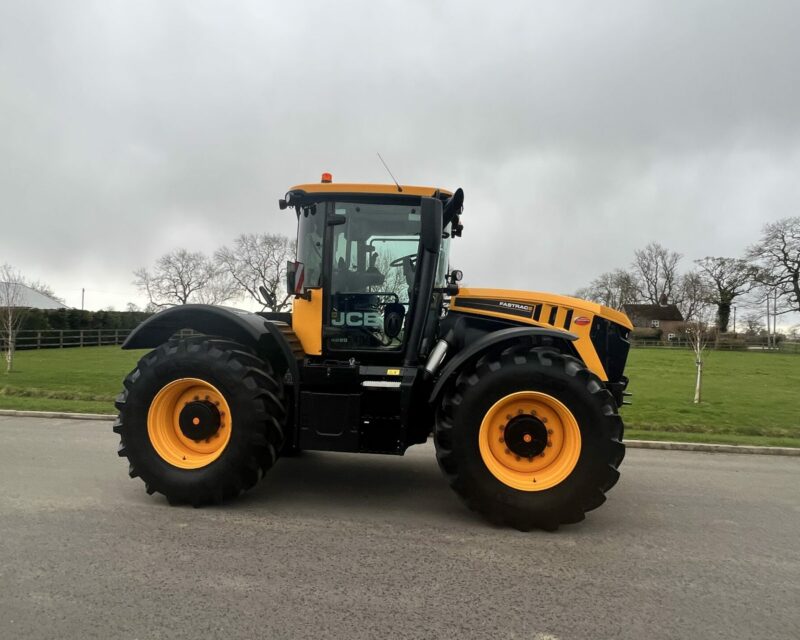 JCB FASTRAC 4220 TRACTOR FOR HIRE Online Shop | Irelands Group
